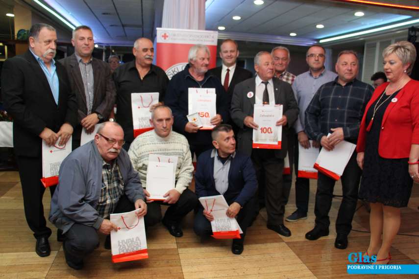 Na svečanosti dodijeljena priznanja darivateljima krvi - Glas Podravine